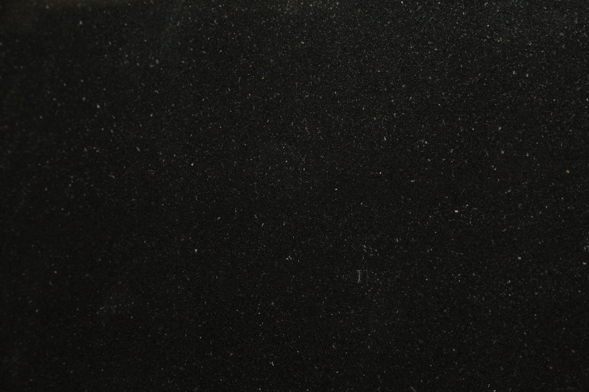 Negro Absoluto – Ragolia SRL